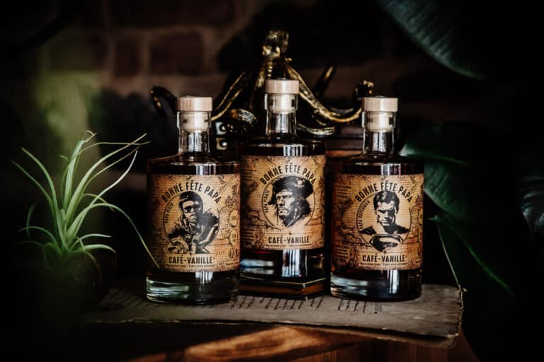 Nos 3 plus belles étiquettes personnalisées de rhum arrangé - Les Rhums ...